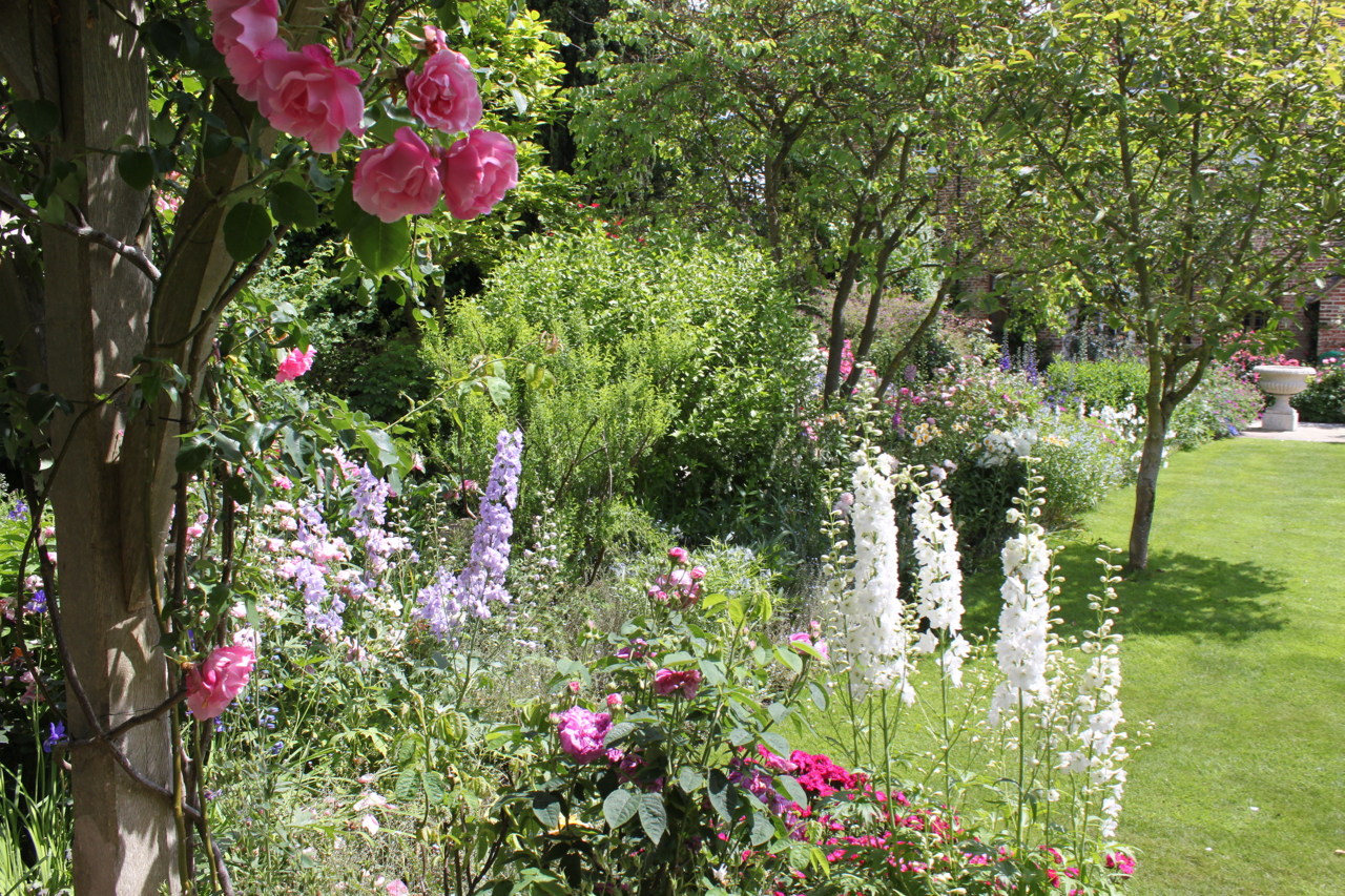 Watergate House, Canterbury: A haven of tranquility - National Garden ...