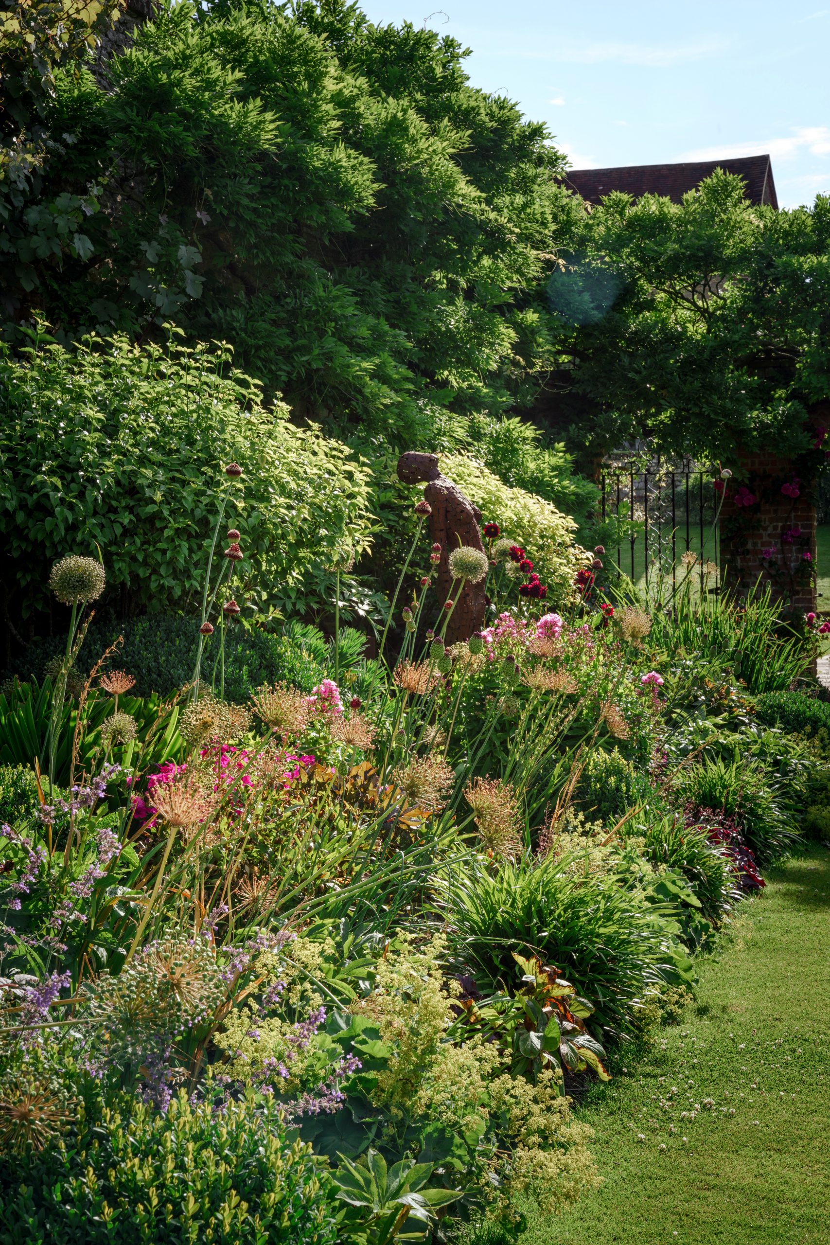 Chilworth Manor: An English Jewel - National Garden Scheme