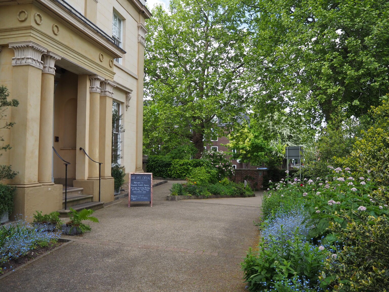 Gardens in Literature - National Garden Scheme