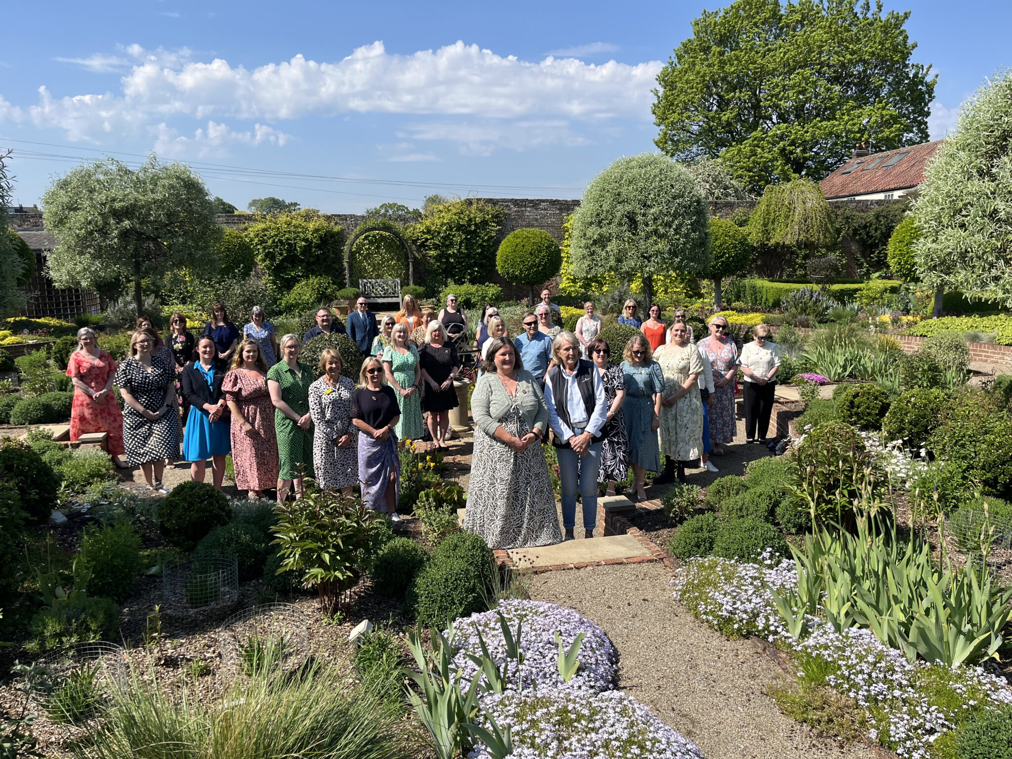 Wellbeing of nurses marked with visit to Littlethorpe Manor garden on ...